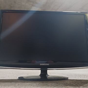 23 TFT LCD SAMSUNG SyncMaster 2343BW VGA DVI-D 1920 x 1080 16:9
