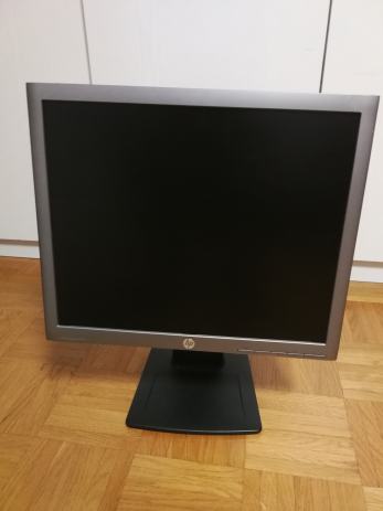 HP EliteDisplay E190i 18.9-inch 5:4 LED Backlit IPS Monitor