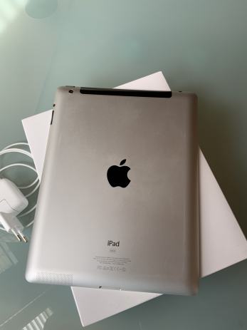 iPad 3 (model A1430), 64GB, WiFi+4G