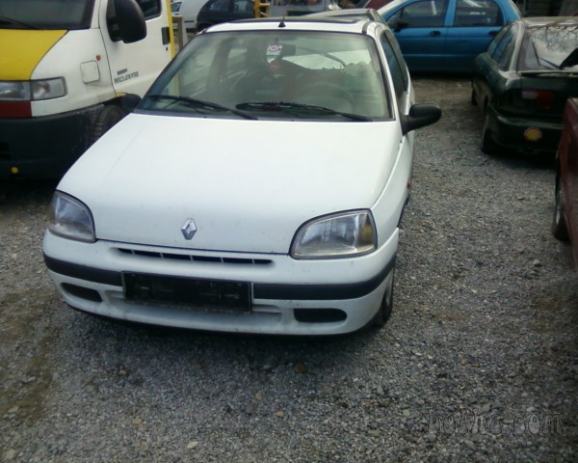 Renault Clio l.97 po delih