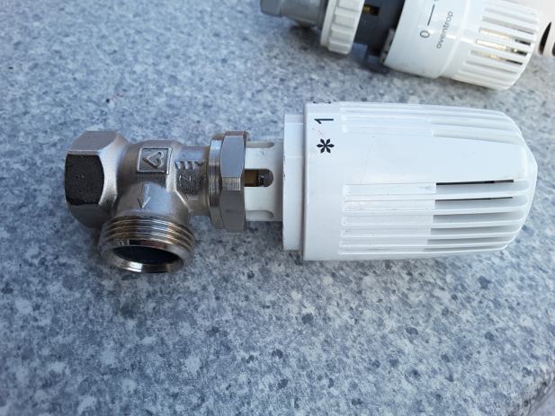Termostatski ventil, termostat, radiator