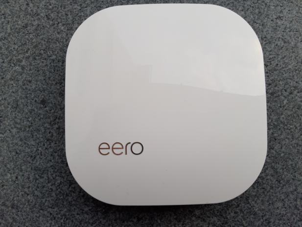 Eero Pro B010001 2 generacija