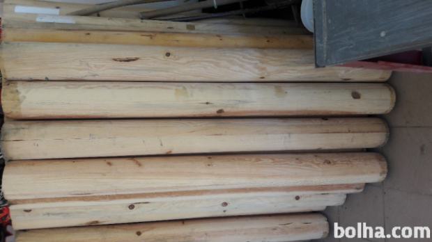 Okrogli leseni stebri