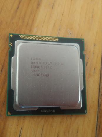 Intel i5 2400 procesor @ 3.1 GHz