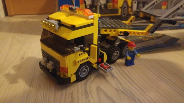 LEGO 7900 Heavy Loader