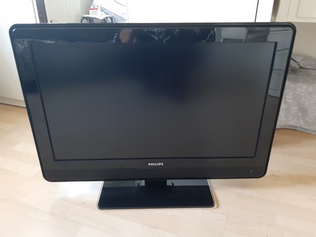 Philips LCD TV 32PFL3403/12 81 cm Digital Crystal Clear