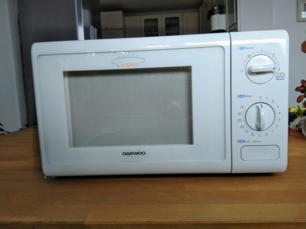 Mikrovalovna pečica (mikrovalovka) Daewoo Quick Cookmate 800W