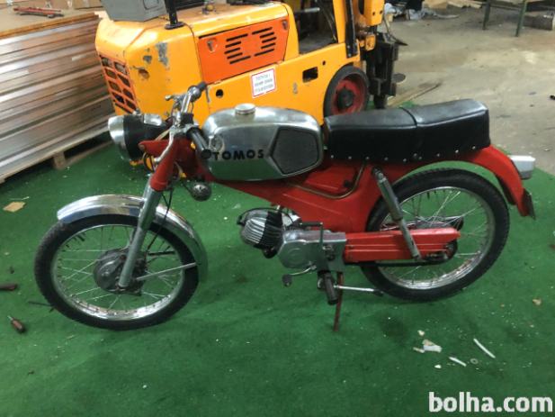 prodam tomos colibri 15 predhodnik tomos 15 sl po delih, 1971 l.