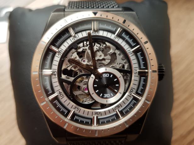 Ročna ura HUGO BOSS Signature Automatic Skeleton (MSRP: 657€)