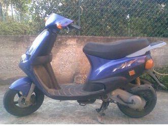 PIAGGIO ZIP (fast rider)