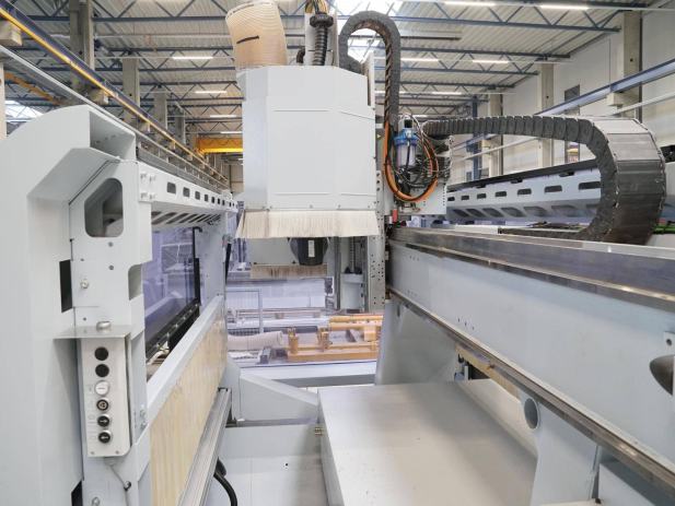 CNC stroj HOMAG BMG 511 /33/12/F/K - 5 osni