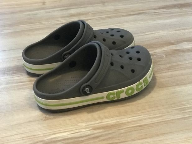 Crocs J1