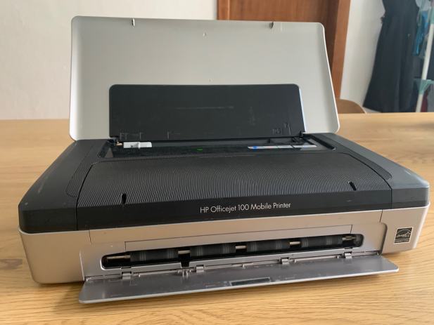 HP Officejet 100 Mobile printer