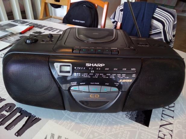 RADIO SHARP
