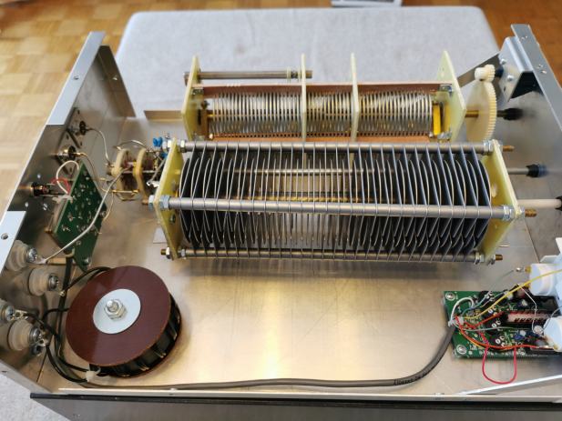 Antenski tuner MFJ-986