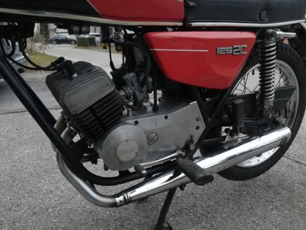 Benelli 125 2c electronica 124 cm3, 1975 l.