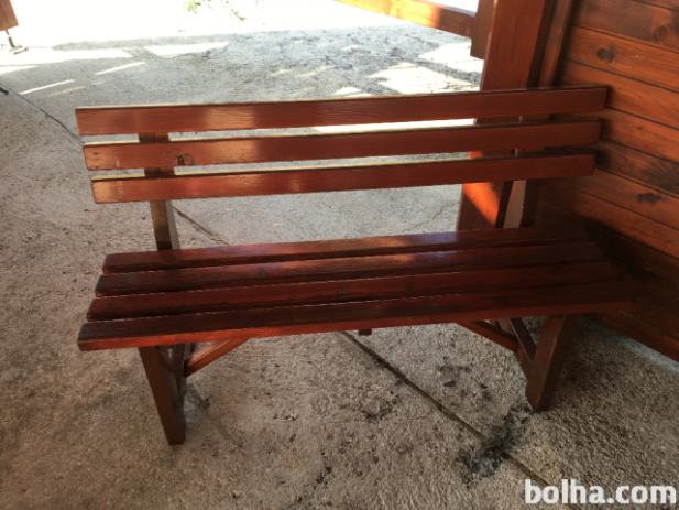 Lesene mize in klopi