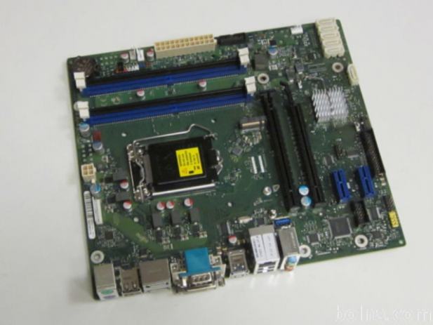 Fujitsu D3417-B1 C236 čipset + Intel CPU i3-6100T