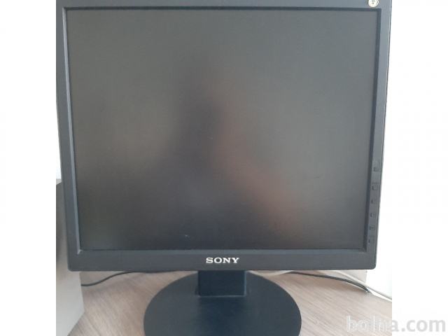 SONY LCD MONITOR 17