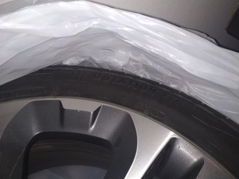 Pnevmatike Austone aeolus 225/45/17 letne, komplet 4