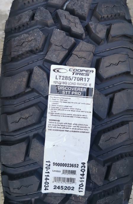 Pnevmatike Cooper Discoverer STT pro 285/70/17 celoletna Količina: 5