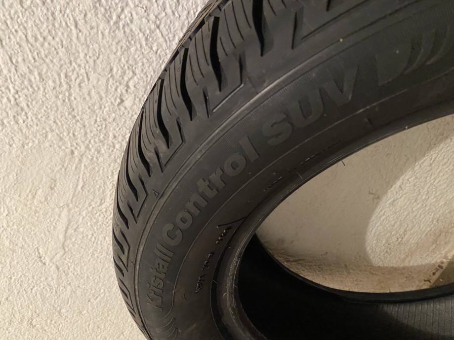 Pnevmatike Fulda 215/60/17 zimska Količina: 4