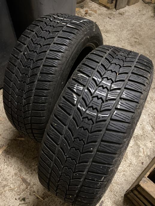 Pnevmatike Sava 215/55/17 zimska guma 17 col