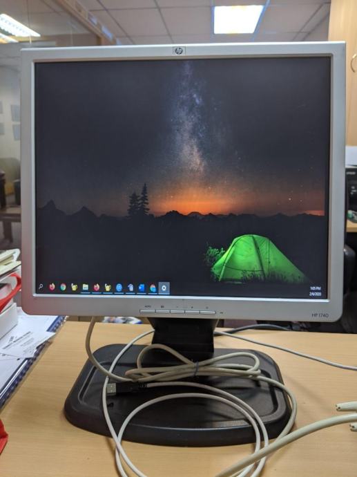 HP-1740 LCD monitor 17 DVI-D in VGA