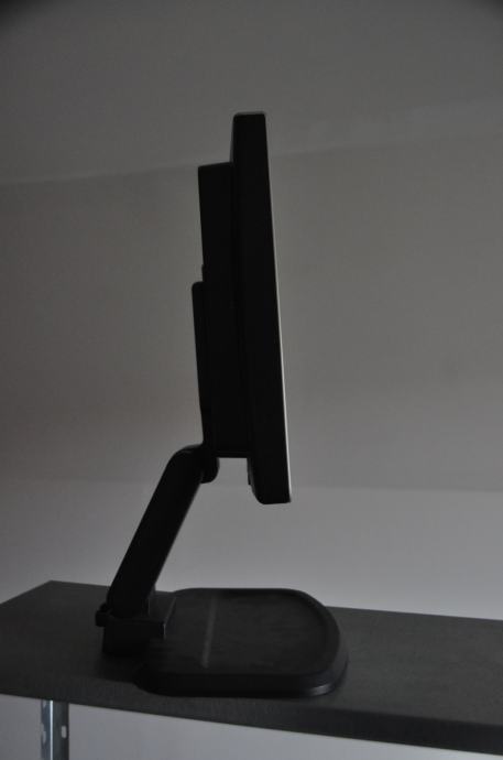 HP L1740 - LCD 17 monitor