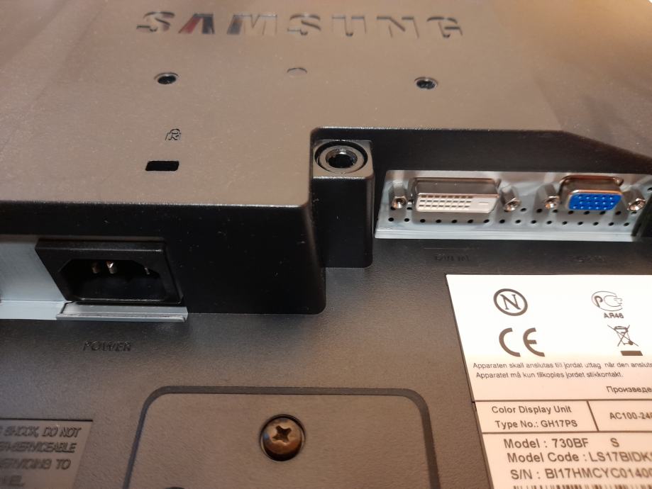 monitor Samsung SyncMaster 730BF