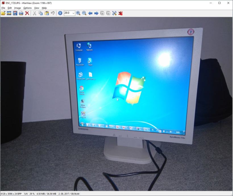Samsung Syncmaster 710V made in Slovakia