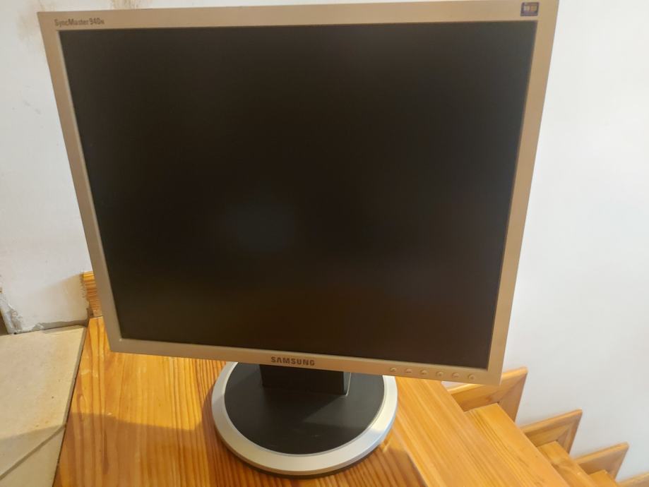 19 monitor Samsung SyncMaster 940N , 19 colski MONITOR