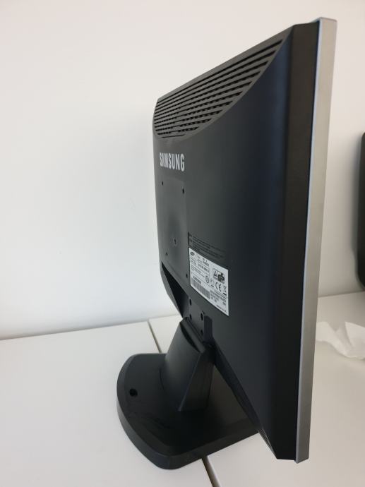 MONITOR 19 LCD SAMSUNG SYNCMASTER 913V