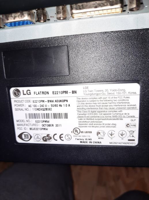Monitor LCD LG E2210