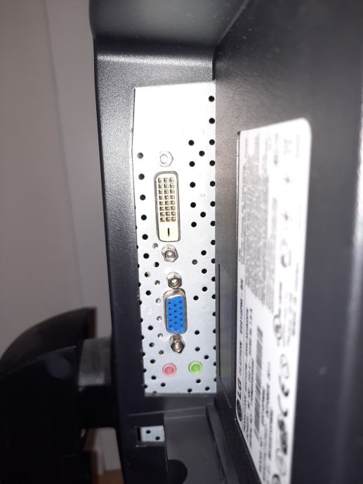 Monitor LCD LG E2210