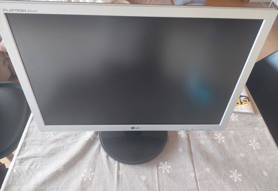LG monitor 22 flatron w2242s