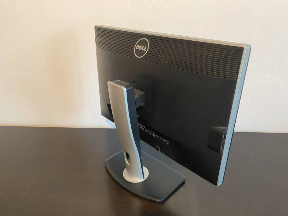 Dell UltraSharp U2412M