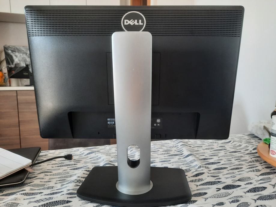 Monitor DELL P2213f