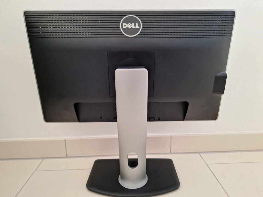 23 inčni DELL monitor U2312HMt