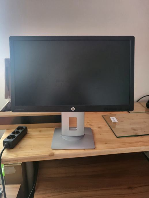 Monitor: HP ELITE DISPLAY