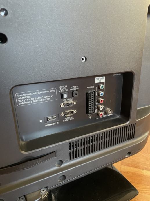 LG 26LD350 LCD monitor/tv