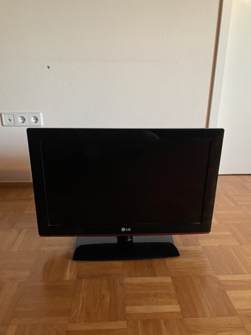 LG 26LD350 LCD monitor/tv