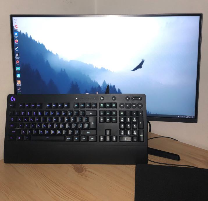 27 CJG50 Curved Samsung Monitor, + Logitech Gaming Tipkovnica G213