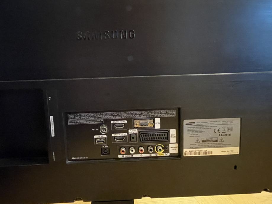 HDTV + Monitor Samsung T27D590