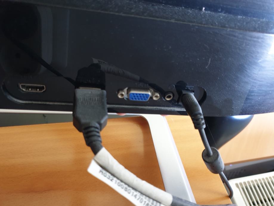 MONITOR AOC 27 inch Full HD + HDMI kabel