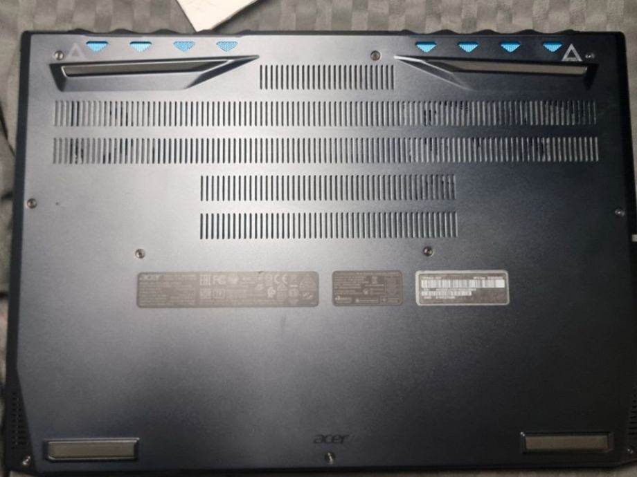 Acer Predator Triton 500 PT515-51 Gaming Laptop RTX 2060 NOVO!