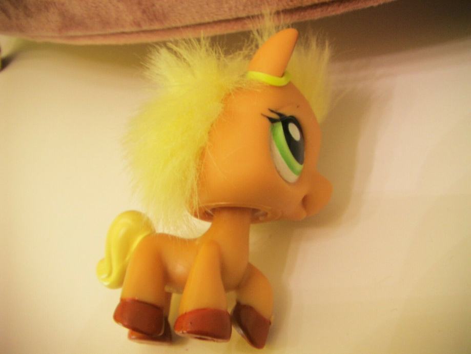 ORIGINAL Littlest pet shop-#2417#- ️Pony konjiček z dodatki!