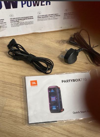 JBL party box 710