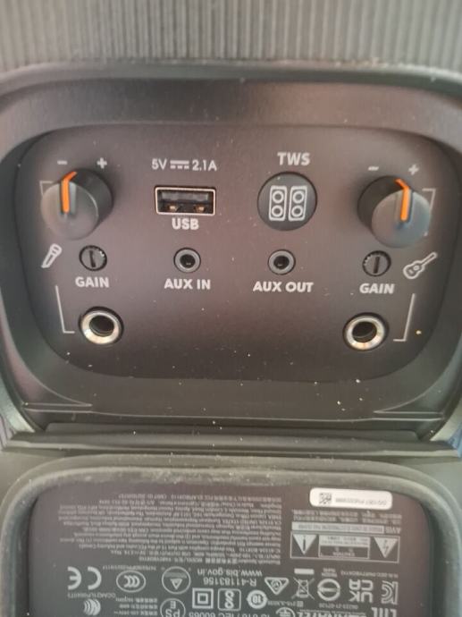 JBL PartyBox 110