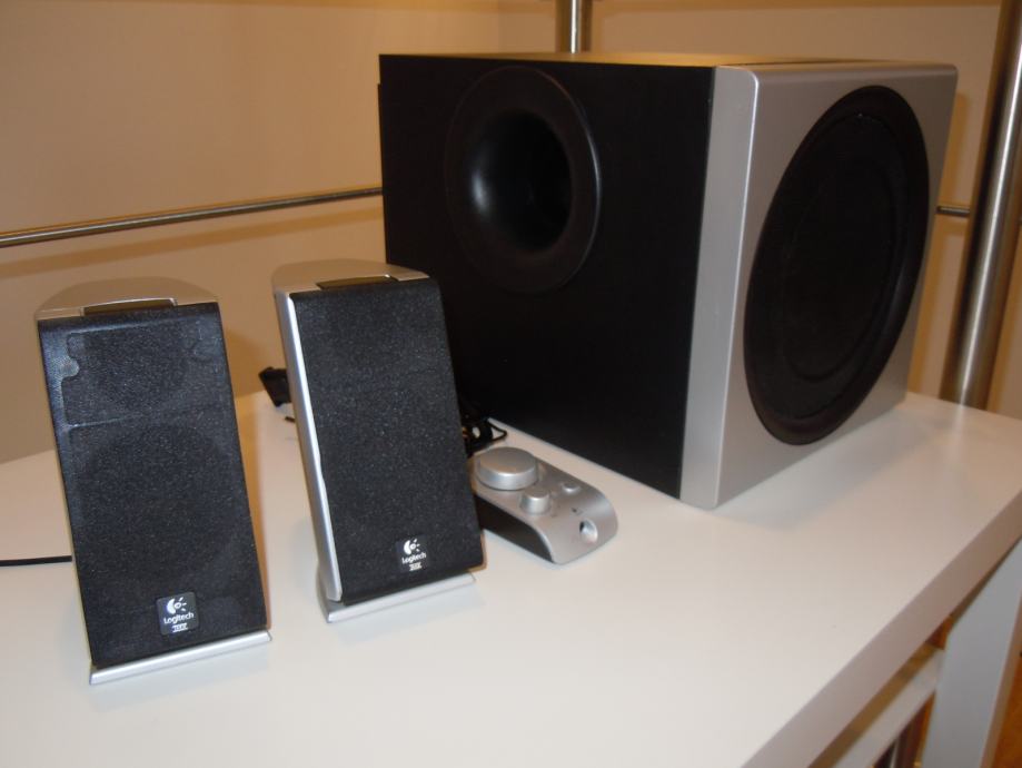 Logitech Z-2300 aktivni zvočniki 200W, 2.1